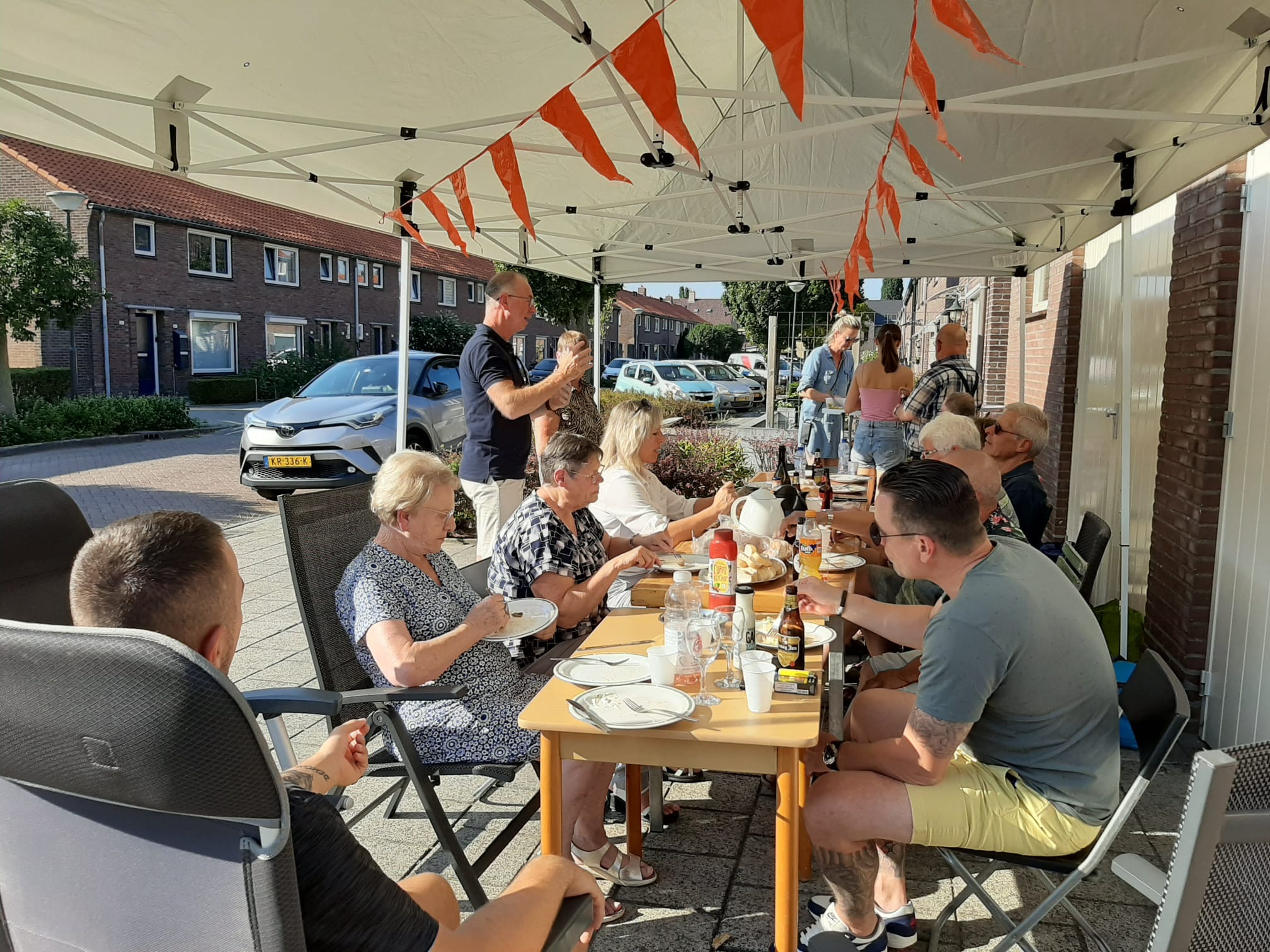 Hoe organiseer je een barbecue waar de hele buurt bij is?